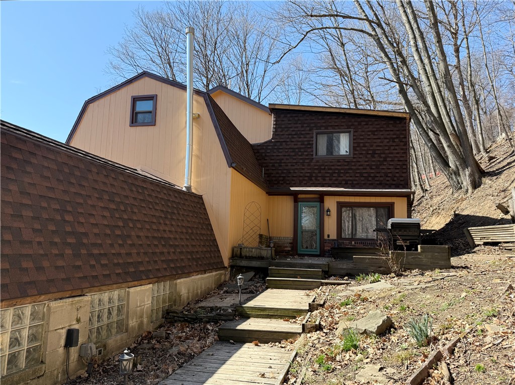 2298 Evergreen Rd, Ross Twp, PA 15237 - MLS 1685259 - Coldwell Banker