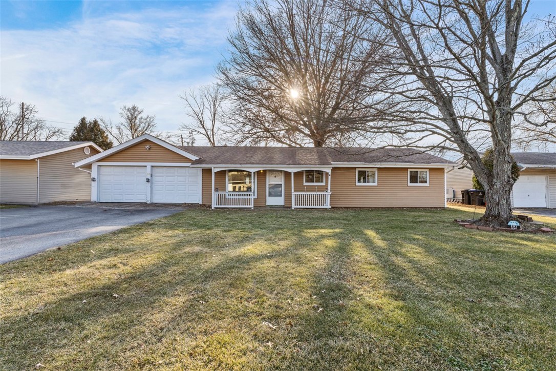 44 Robinhood Dr, Cranberry Township, PA 16066 - MLS 1691389 - Coldwell ...