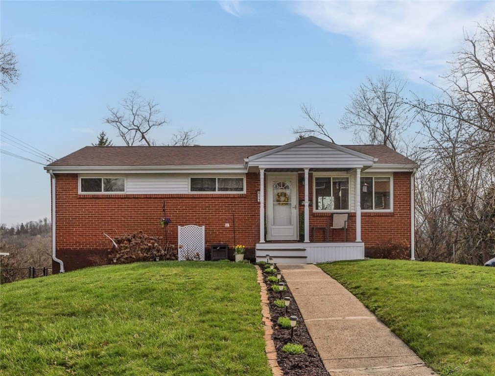 611 Blueberry Rd, Monroeville, PA 15146 - MLS 1694757 - Coldwell Banker