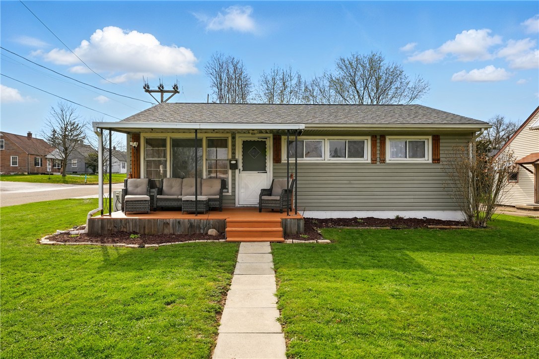 856 Spencer Ave, Sharon, PA 16146 - MLS 1696793 - Coldwell Banker