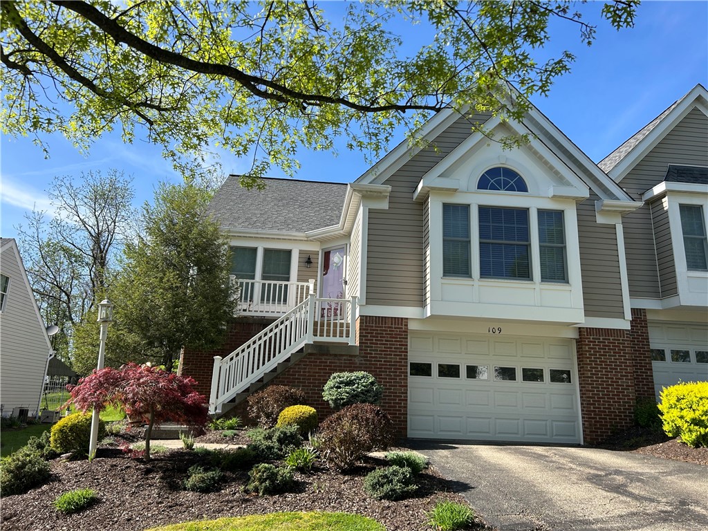 109 Horseshoe Cir E, North Strabane, PA 15317 - MLS 1699185 - Coldwell ...