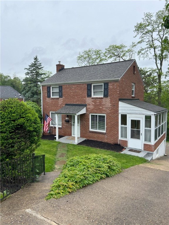 1078 Greenlawn Dr, Green Tree, PA 15220 - MLS 1700605 - Coldwell Banker