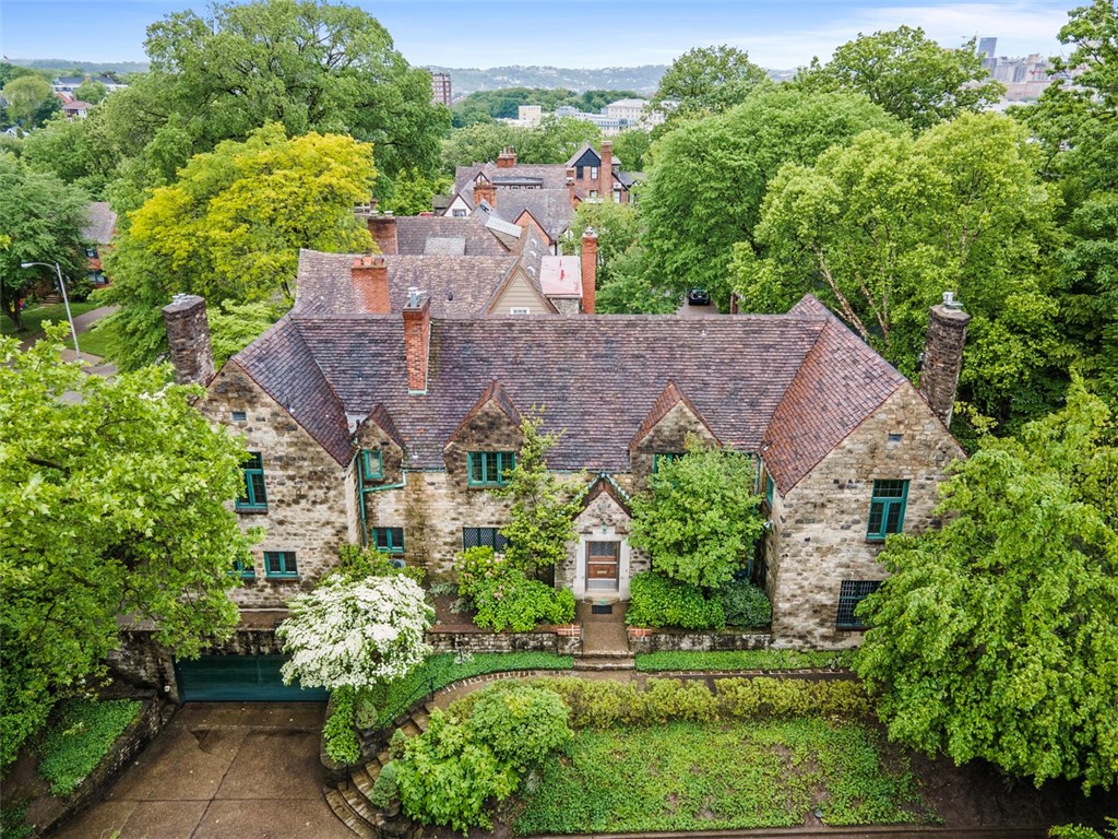 1 Robin Rd, Pittsburgh, PA 15217 - MLS 1703576 - Coldwell Banker