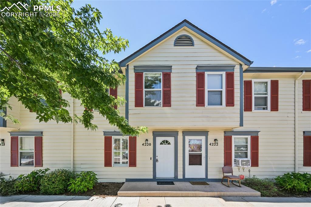 4220 Hunting Meadows Cir, Colorado Springs, CO 80916 - MLS 6089376 ...