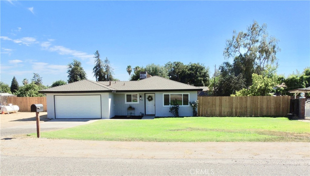 17432 Lane Dr, Madera, CA 93638 - MLS FR23140467 - Coldwell Banker