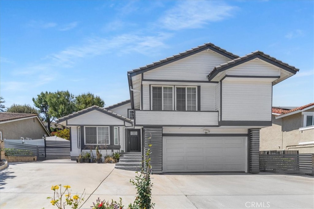 11 Rainbow Ridge Rd, Phillips Ranch, CA 91766 - MLS CV25080485 ...