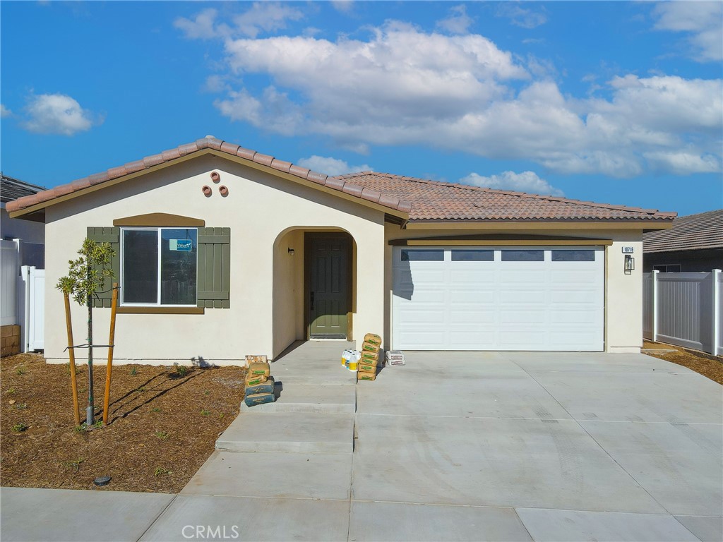 10667 Brookfield Dr, Riverside, CA 92505 - MLS IV23129606 - Coldwell Banker