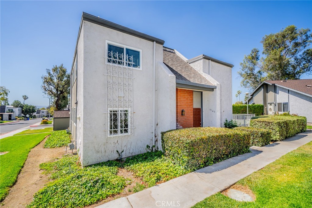 6143 Ave Juan Diaz, Rubidoux, CA 92509 - MLS IV25180278 - Coldwell Banker
