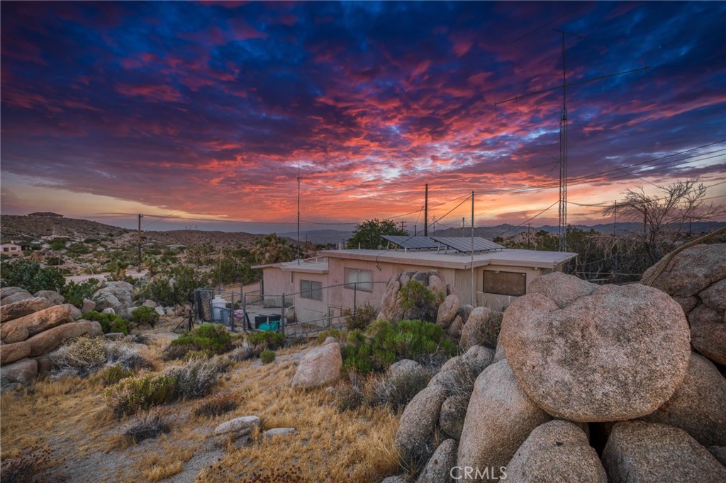 5532 Roberts Rd, Yucca Valley, CA 92284 - MLS JT23118737 - Coldwell Banker