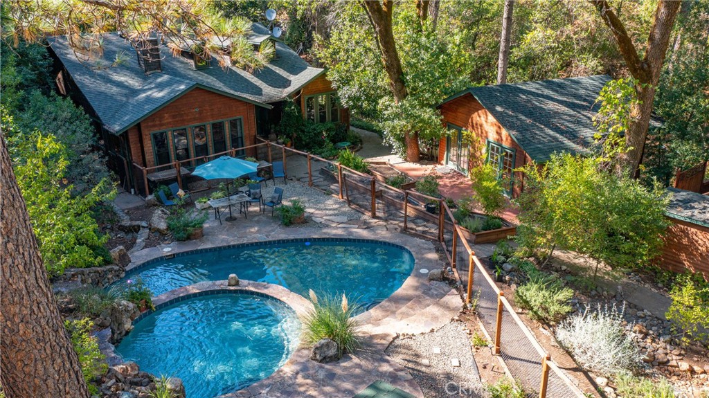 16235 Robert's Rd, Middletown, CA 95461 - MLS LC22213011 - Coldwell Banker