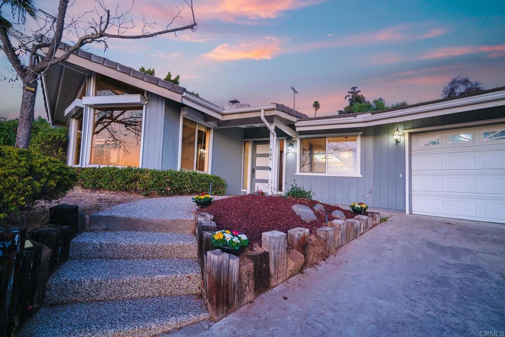 464 Chestnut Ln, Escondido, CA 92025 - MLS NDP2500562 - Coldwell Banker