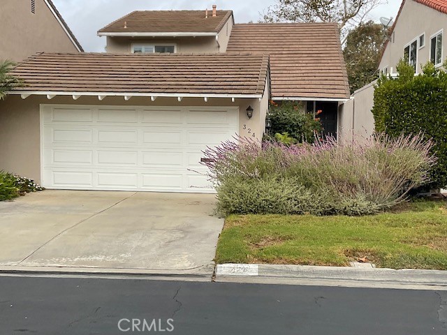 324 Vista Trucha, Newport Beach, CA 92660 - MLS NP22239592 - Coldwell ...