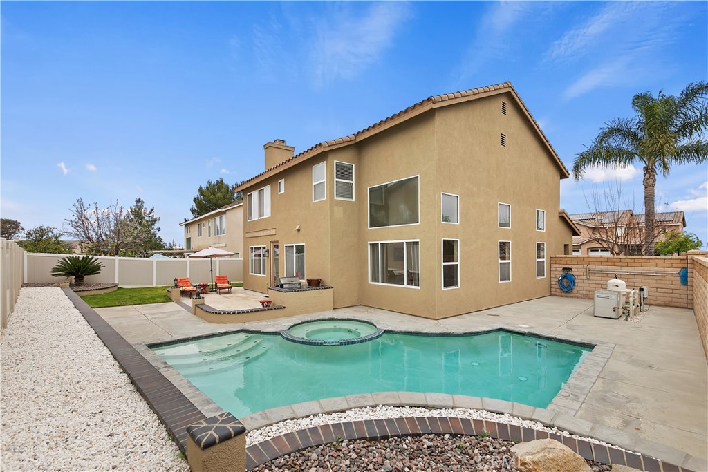 16373 Skyridge Dr, Riverside, CA 92503 - MLS OC25059469 - Coldwell Banker