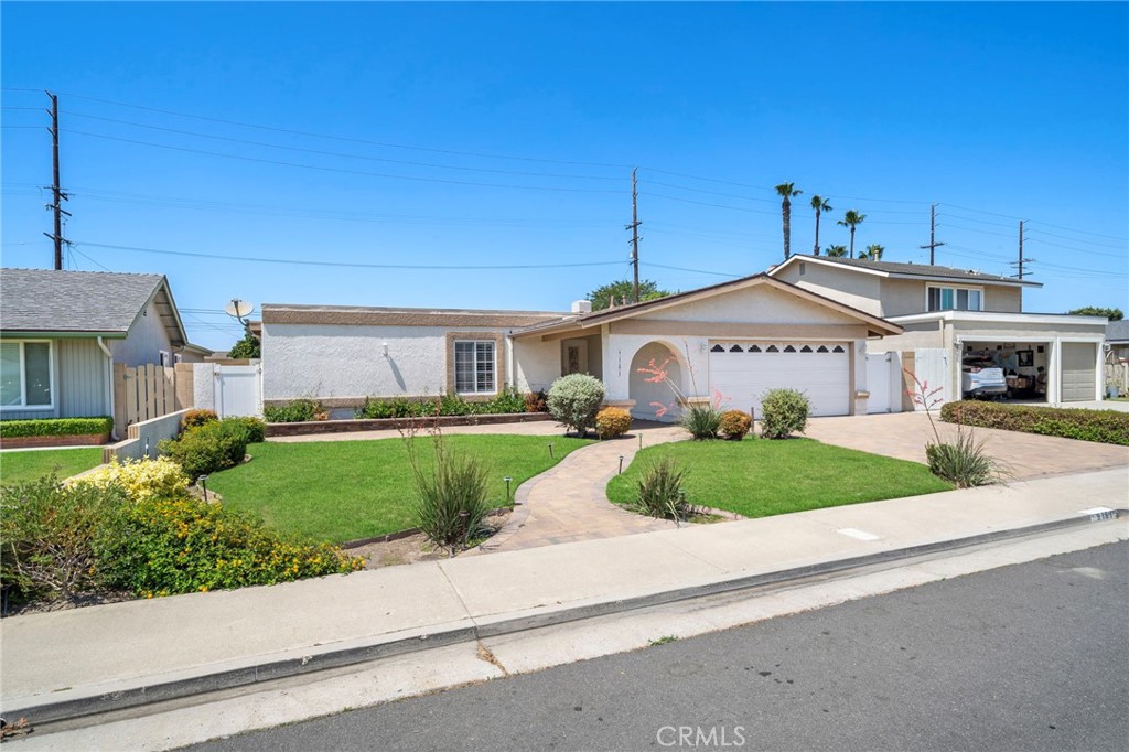 9181 Sherry Cir, Huntington Beach, CA 92646 - MLS OC25156279 - Coldwell ...