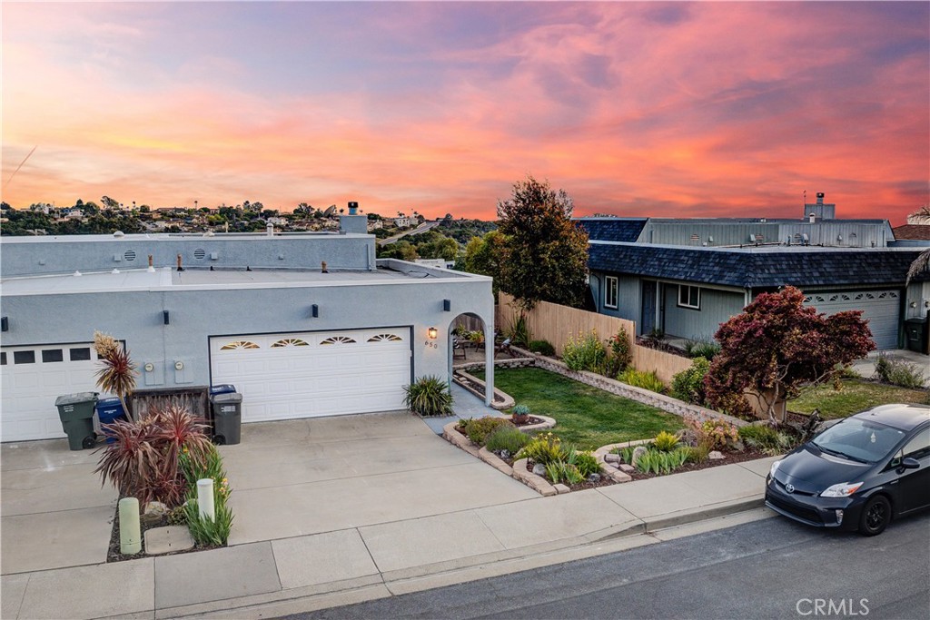 650 Vista Pacifica Cir, Pismo Beach, CA 93449 - MLS PI25100834 ...