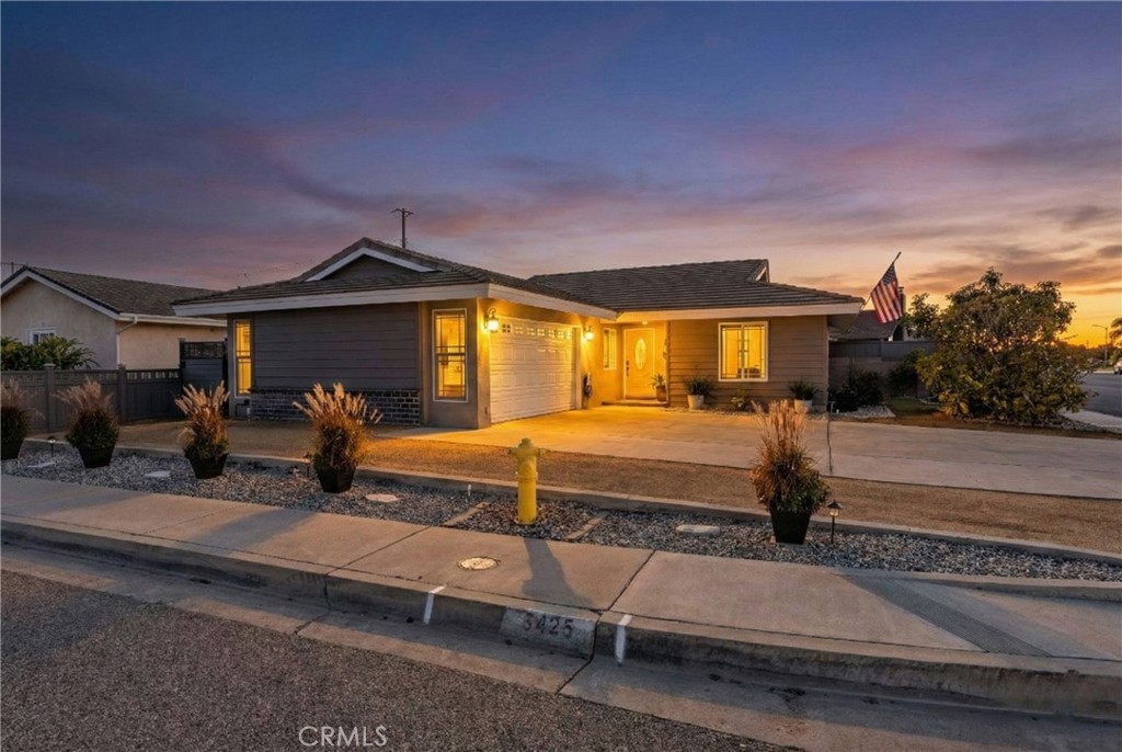 5425 Stevely, Lakewood, CA 90713 - MLS PW26009235 - Coldwell Banker