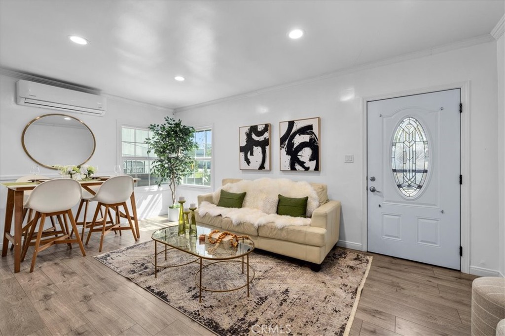 355 E Plymouth St, Inglewood, CA 90302 - MLS SB24054502 - Coldwell Banker