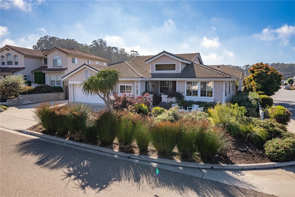 2305 Del Norte St, Los Osos, CA 93402 - MLS SC22209868 - Coldwell Banker