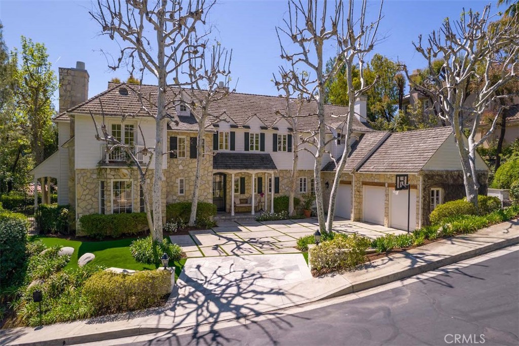 16122 Valley Meadow Pl, Encino, CA 91436 - MLS SR23059643 - Coldwell Banker