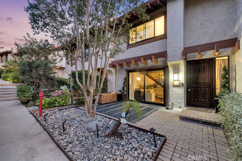 1623 Camino De Villas, Burbank, CA 91501 - MLS SR24131001 - Coldwell Banker