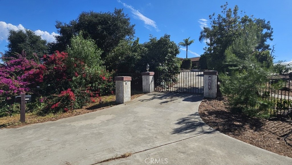 4011 Alta Vista Dr, Fallbrook, CA 92026 - MLS SR24179719 - Coldwell Banker