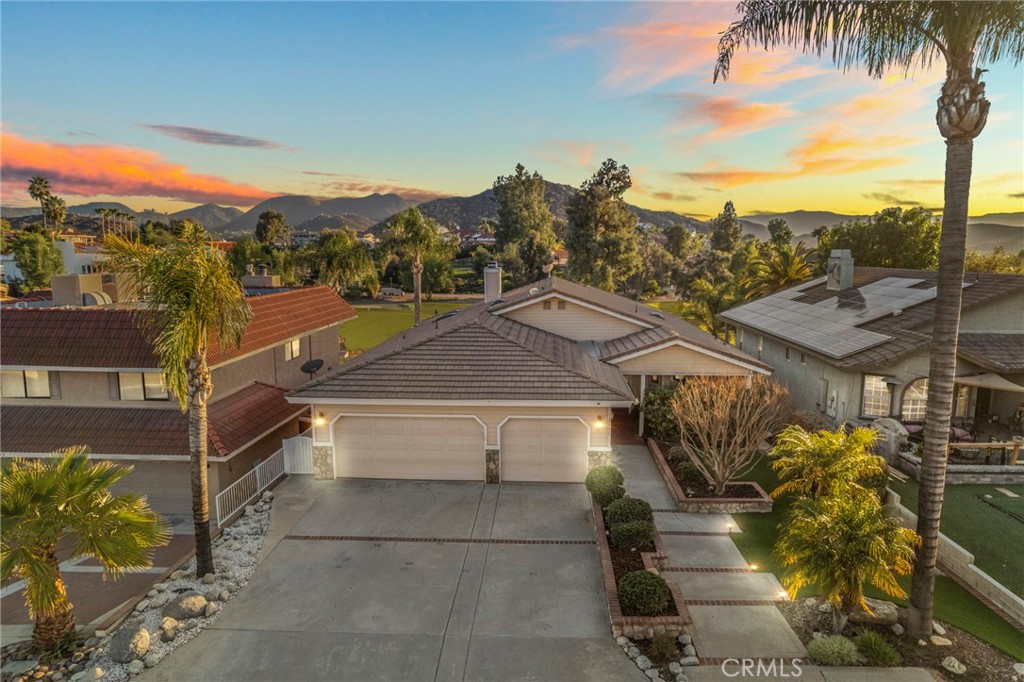 22731 Canyon Lake Dr, Canyon Lake, CA 92587 - MLS SW25041466 - Coldwell ...