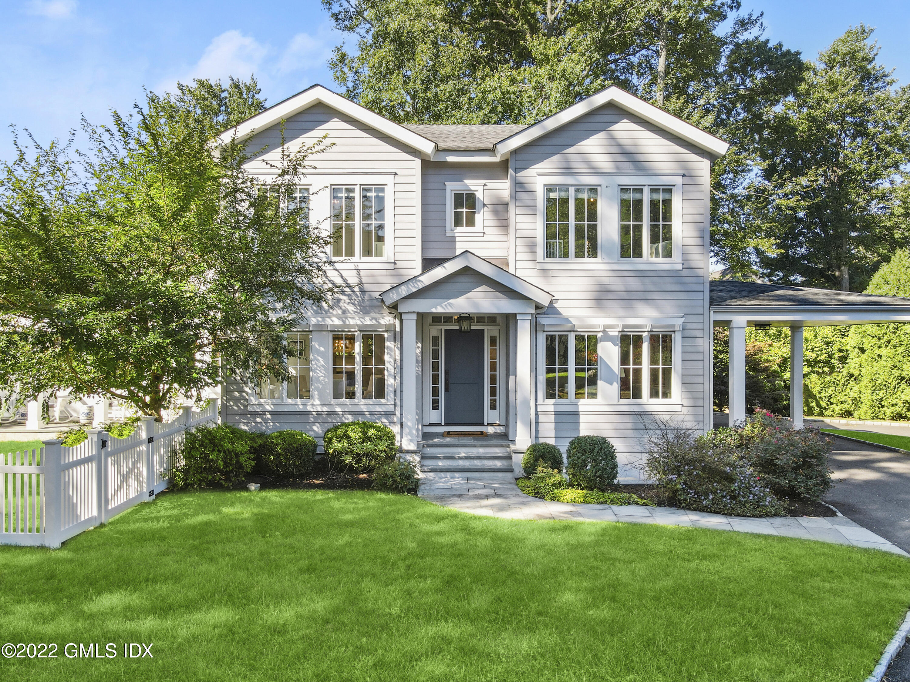 2 Bennett St, Old Greenwich, CT 06870 - MLS 116763 - Coldwell Banker