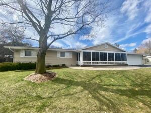 N5637 Lakeside Dr, Brooklyn, WI 54941 - MLS 1824129 - Coldwell Banker