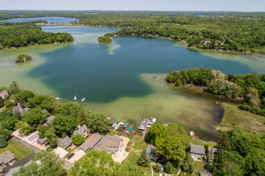 1032 N Breens Bay Rd, Summit, WI 53066 - MLS 1836211 - Coldwell Banker