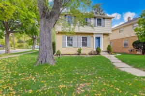 3376 N 93rd St, Milwaukee, WI 53222 - MLS 1854544 - Coldwell Banker