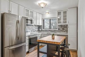 3971 W College Ave, Franklin, WI 53221 - MLS 1865755 - Coldwell Banker