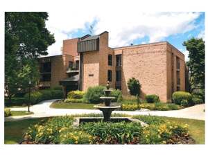 3942 N Oakland Ave, Shorewood, WI 53211 - MLS 1878917 - Coldwell Banker