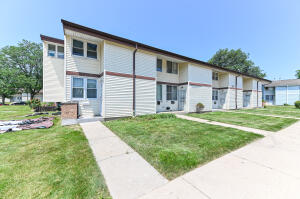 8878 N 95th St, Milwaukee, WI 53224 - MLS 1883632 - Coldwell Banker
