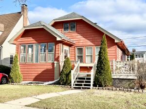 7939 26th Ave, Kenosha, WI 53143 - MLS 1902699 - Coldwell Banker