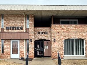 11936 W Mill Rd, Milwaukee, WI 53225 - MLS 1908834 - Coldwell Banker