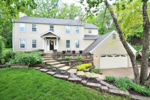 1228 Seitz Dr, Waukesha, WI 53186 - MLS 1919076 - Coldwell Banker