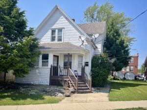 2514 Roosevelt Rd, Kenosha, WI 53143 - MLS 1922491 - Coldwell Banker