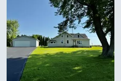 W2989 Farmersville Rd, Leroy, WI 53050 - MLS 1923149 - Coldwell Banker