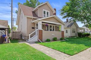 7307 36th Ave, Kenosha, WI 53142 - MLS 1924678 - Coldwell Banker