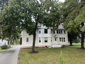 11302 Bridge St, Cedarburg, WI 53012 - MLS 1940043 - Coldwell Banker