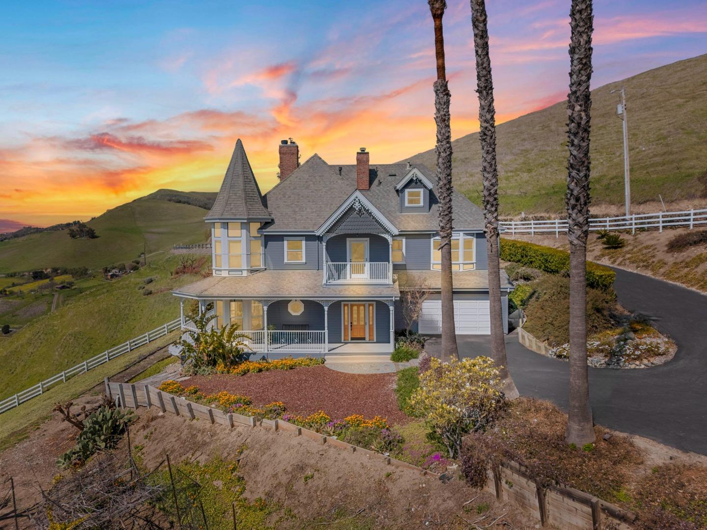 14115 Mt Hamilton Rd, Mount Hamilton, CA 95140 - MLS ML81996212 ...