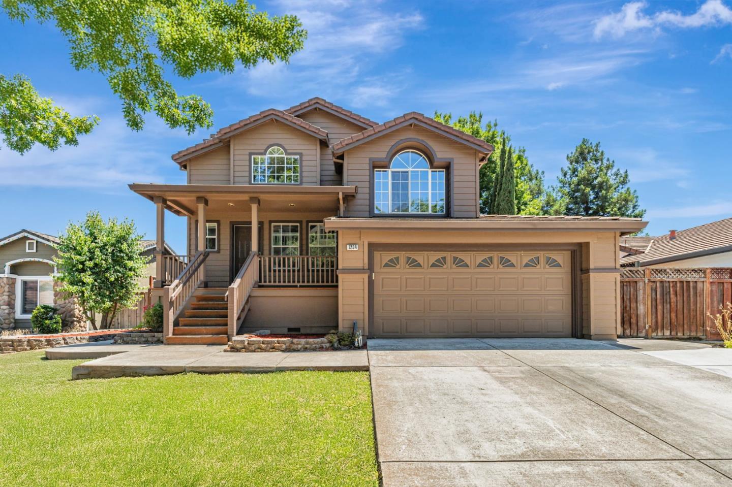 1234 Blacksmith Dr, Gilroy, CA 95020 - MLS ML82011179 - Coldwell Banker