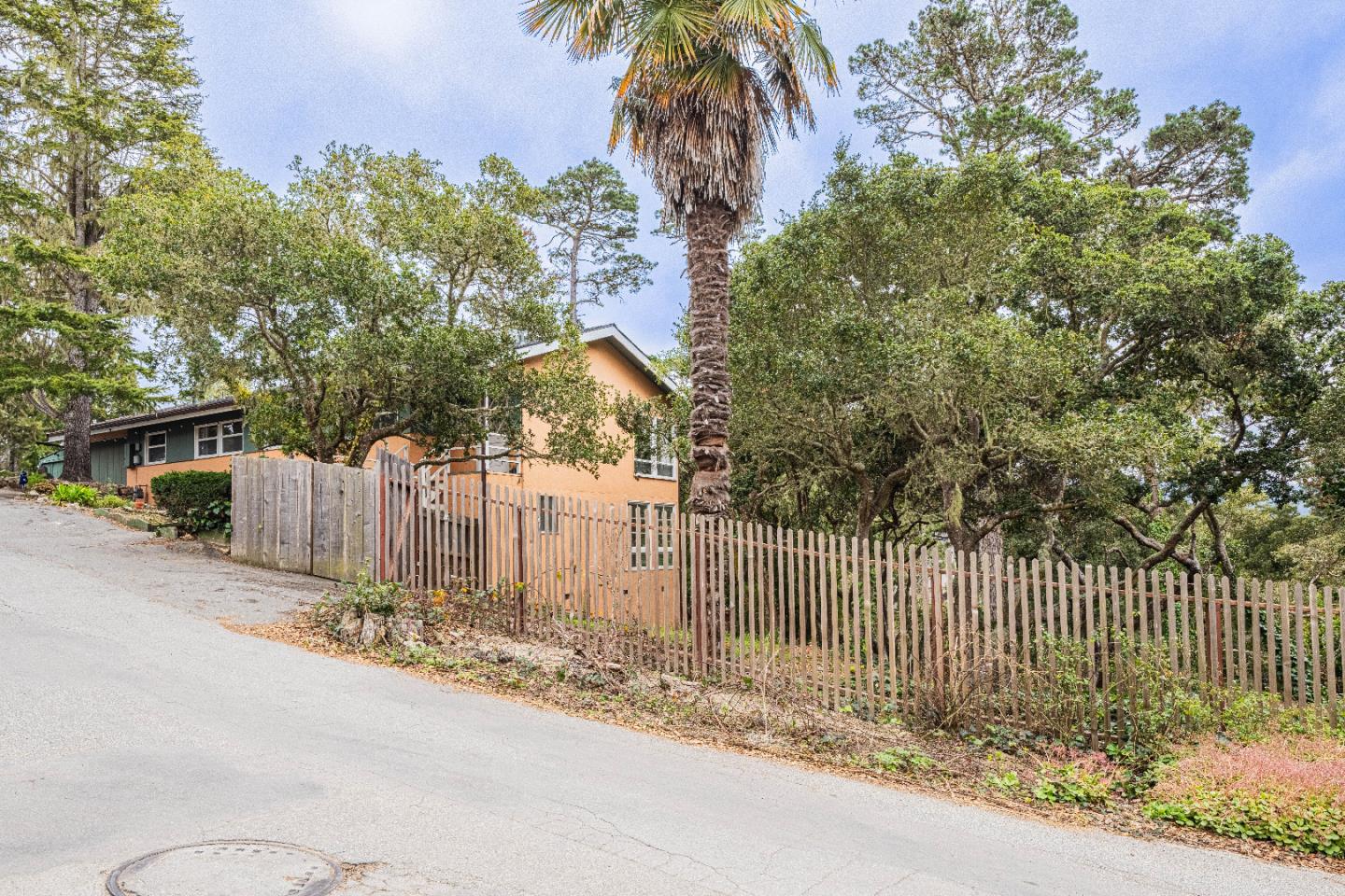 3386 7th Ave, Carmel, CA 93923 - MLS ML81994726 - Coldwell Banker