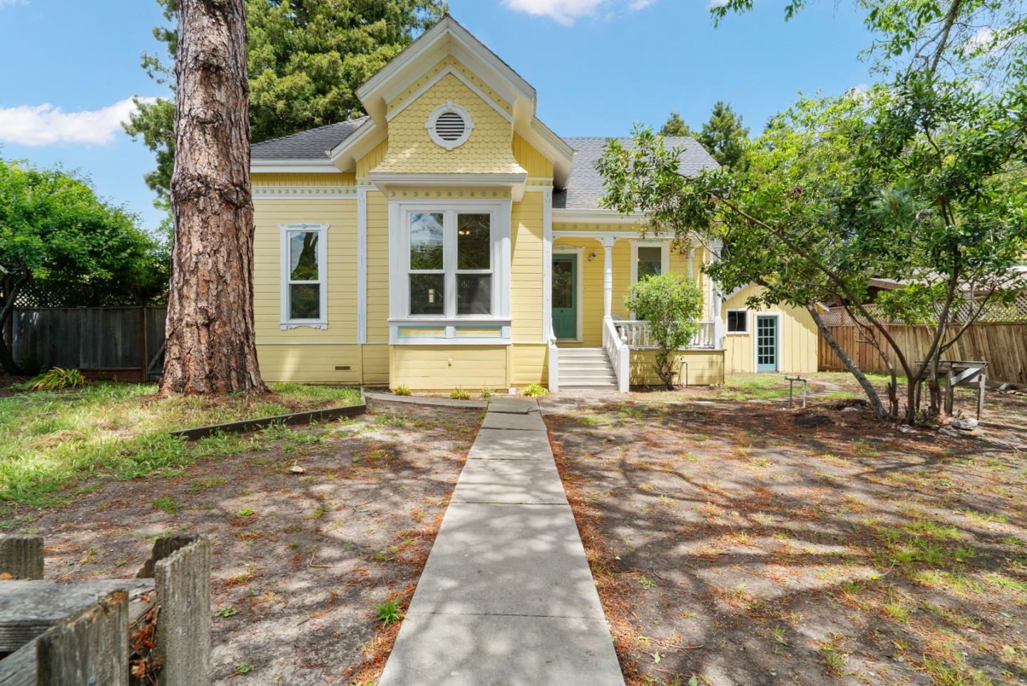 1512 Bay St, Santa Cruz, CA 95060 - MLS ML82005096 - Coldwell Banker