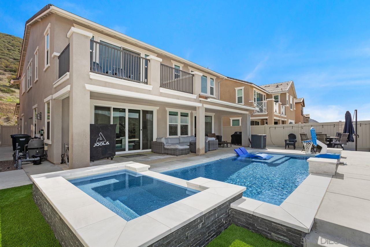 35840 Blue Breton Dr, Fallbrook, CA 92028 - MLS 250020740 - Coldwell Banker