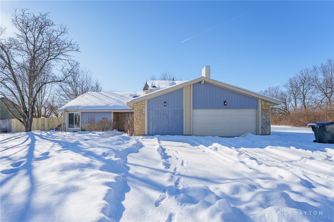 4825 Olive Rd, Dayton, OH 45426 - MLS 951901 - Coldwell Banker