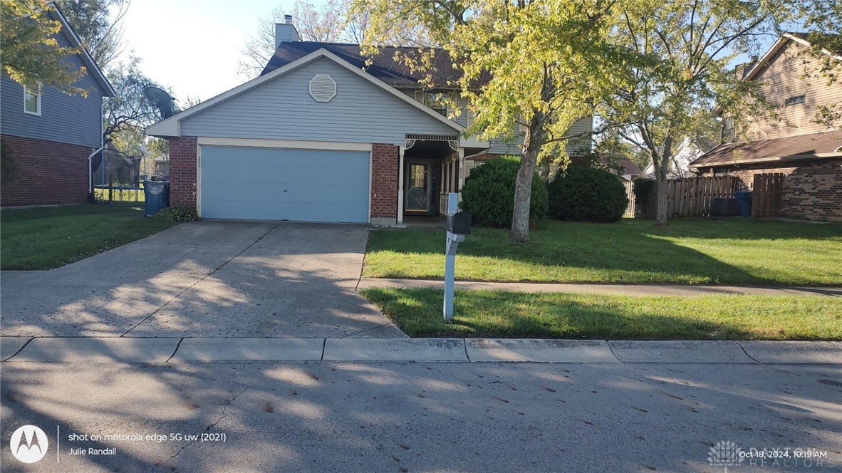 6959 Deer Bluff Dr, Dayton, OH 45424 - MLS 922611 - Coldwell Banker
