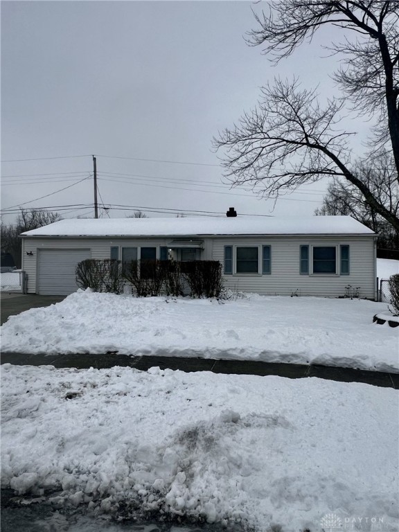 3570 Etter Dr, Harrison Twp, OH 45416 - MLS 926317 - Coldwell Banker
