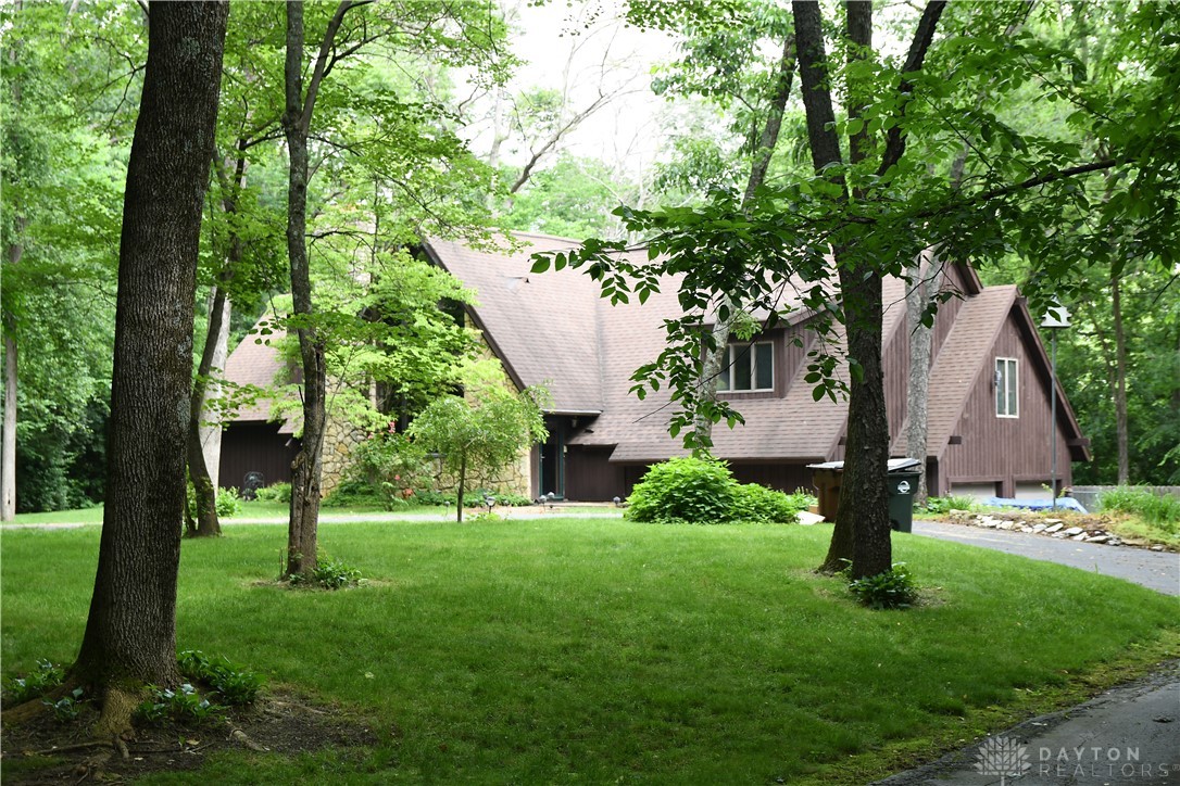 6287 Dog Leg Rd, Dayton, OH 45415 - MLS 936764 - Coldwell Banker