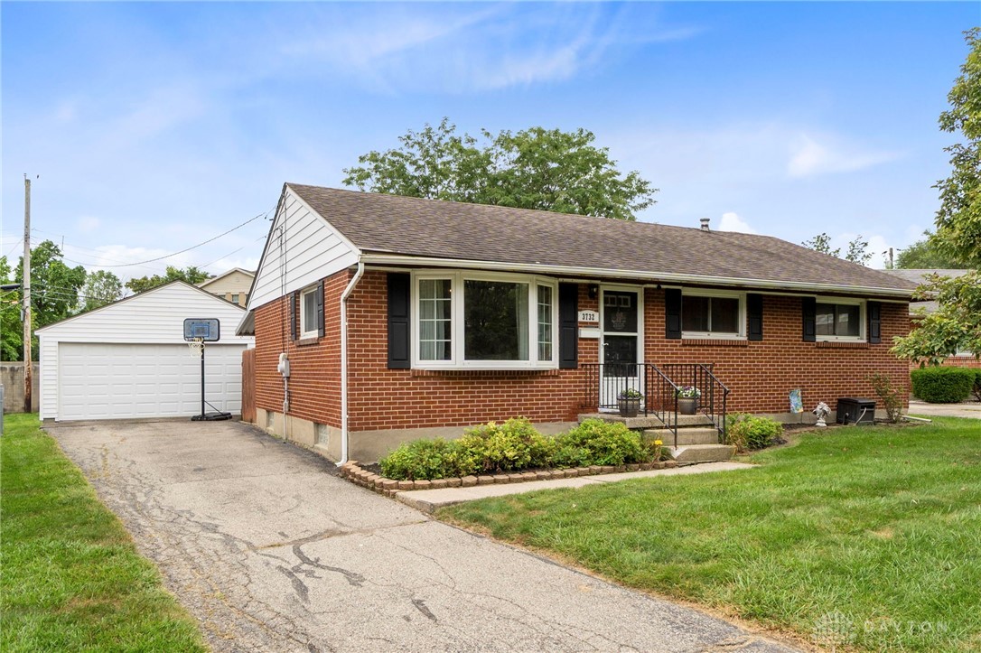 3732 Valleywood Dr, Kettering, OH 45429 - MLS 941992 - Coldwell Banker